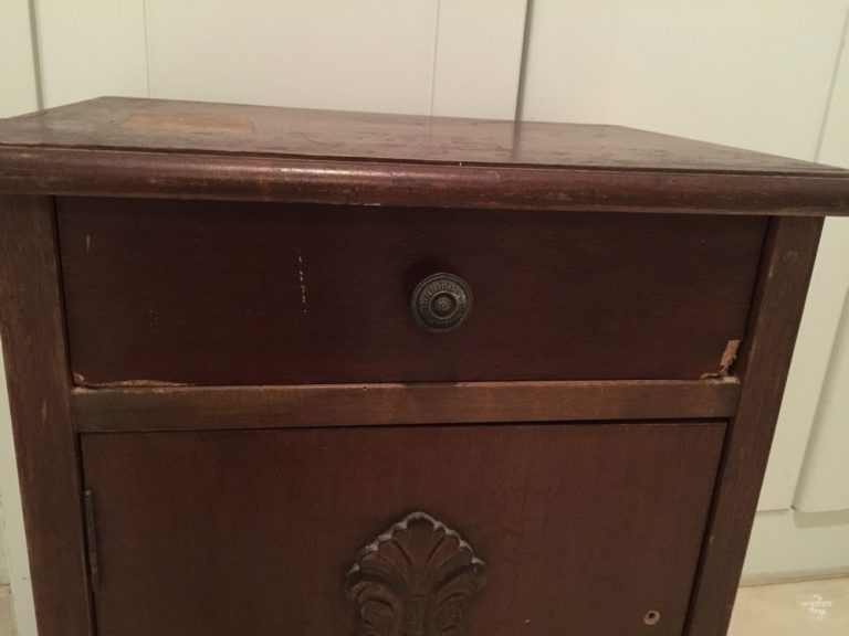 Old Bedside Table Gets a Makeover With Some Paint