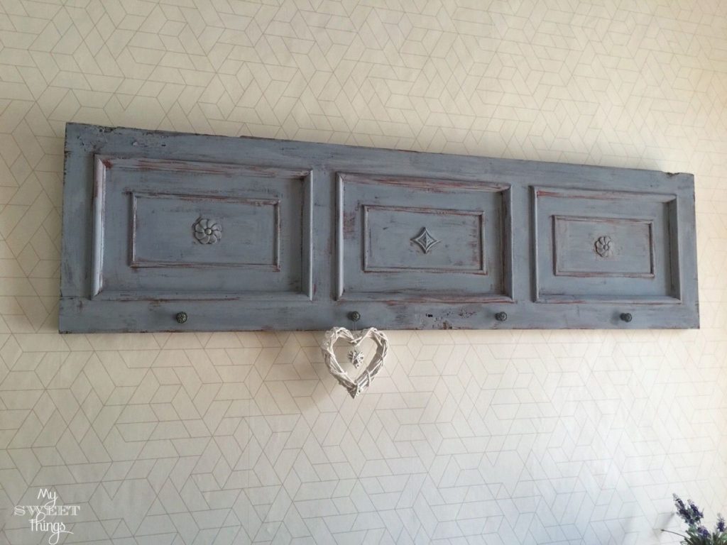 Old Door Idea - Coat Rack With Character • My Sweet Things